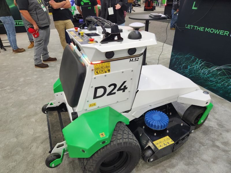 Review Of The Scythe M.52 Robot Mower - Mowing Magic