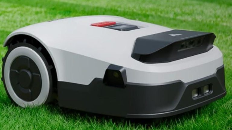 ANTHBOT Genie Robot Mower Review: Self-Installing Innovation