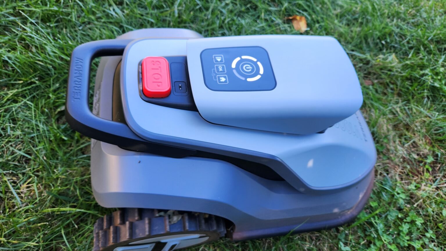 Toro Haven Robot Mower Review - Mowing Magic